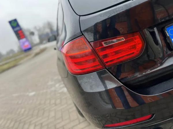 Melns BMW 318 2013 Jēkabpils, ar dzinēja tilpumu 2.00 L un nobraukumu 246 tūkst. km par 6990 €, foto 8 vietnē AUTOMOTO.COM.LV