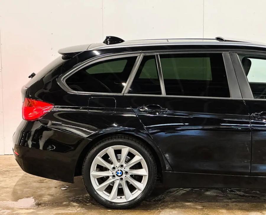 Melns BMW 318 2013 Jūrmala, ar dzinēja tilpumu 2.00 L un nobraukumu 248 tūkst. km par 8995 €, foto 14 vietnē AUTOMOTO.COM.LV