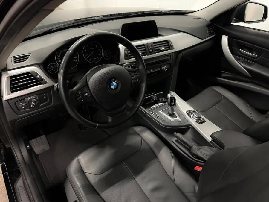 Melns BMW 318 2013 Jūrmala, ar dzinēja tilpumu 2.00 L un nobraukumu 248 tūkst. km par 8995 €, foto 21 vietnē AUTOMOTO.COM.LV