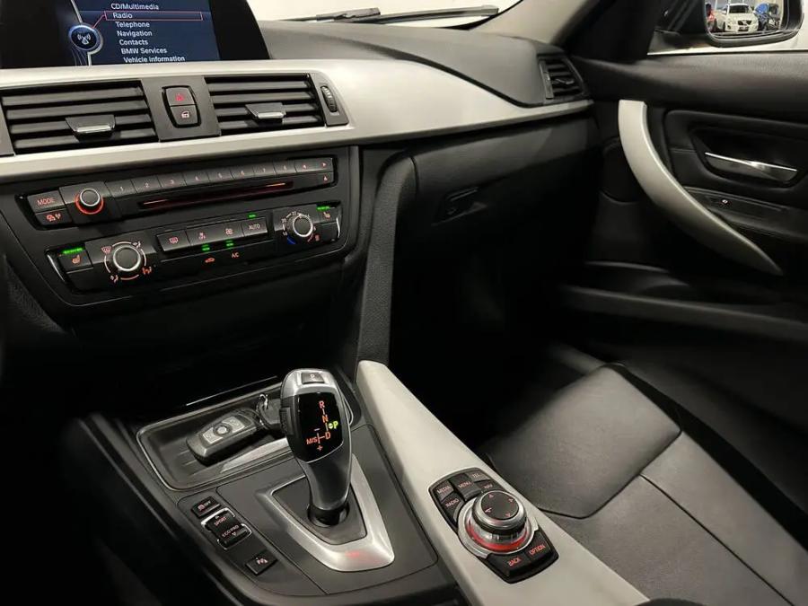 Melns BMW 318 2013 Jūrmala, ar dzinēja tilpumu 2.00 L un nobraukumu 248 tūkst. km par 8995 €, foto 24 vietnē AUTOMOTO.COM.LV
