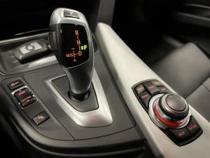 Melns BMW 318 2013 Jūrmala, ar dzinēja tilpumu 2.00 L un nobraukumu 248 tūkst. km par 8995 €, foto 29 vietnē AUTOMOTO.COM.LV