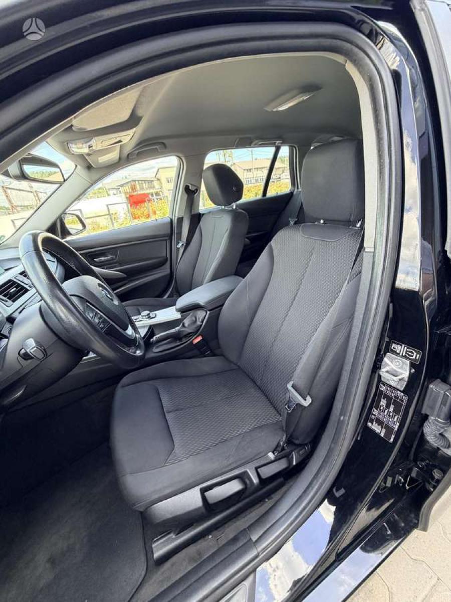 Black BMW 318 2013 in Vilnius, with an engine capacity of 2.00 L and mileage of 379 thousand km for 6900 €, photo 9 on AUTOMOTO.COM.LV