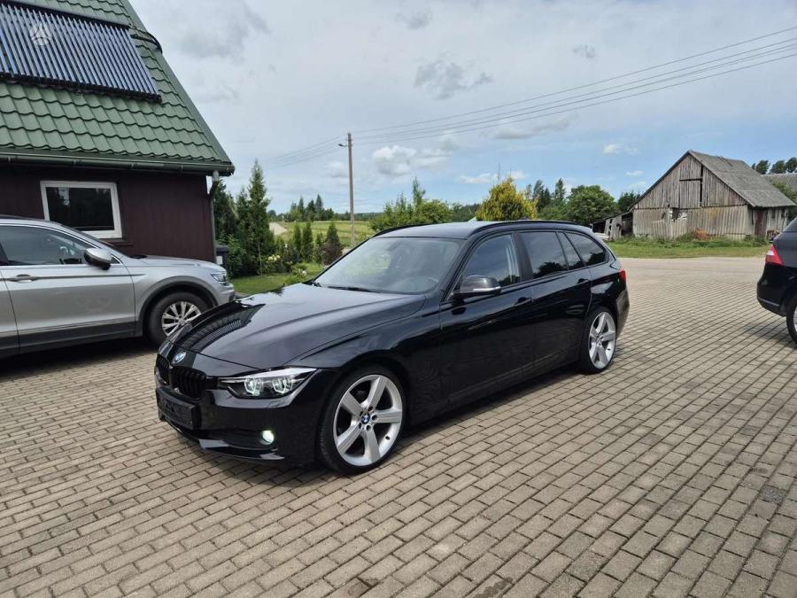 Black BMW 318 2013 in Skuodas, with an engine capacity of 2.00 L and mileage of 323 thousand km for 6700 €, photo 1 on AUTOMOTO.COM.LV