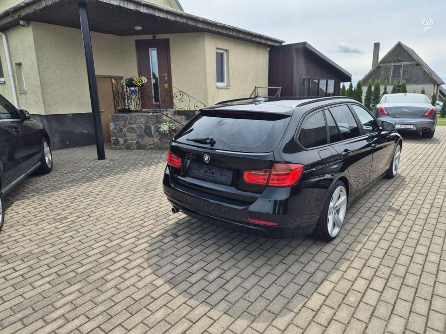 Black BMW 318 2013 in Skuodas, with an engine capacity of 2.00 L and mileage of 323 thousand km for 6700 €, photo 5 on AUTOMOTO.COM.LV