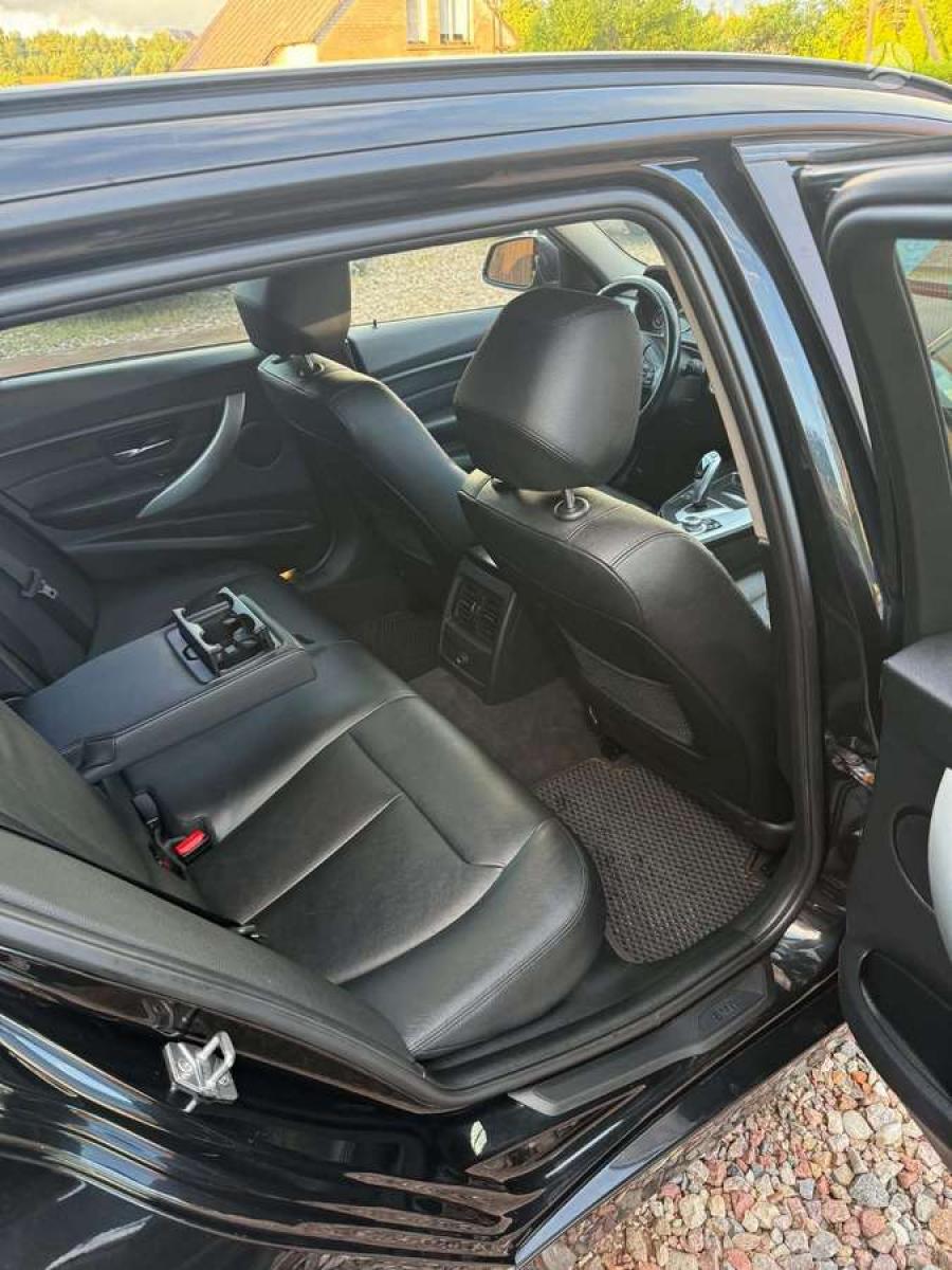 Black BMW 318 2013 in Skuodas, with an engine capacity of 2.00 L and mileage of 323 thousand km for 6700 €, photo 9 on AUTOMOTO.COM.LV