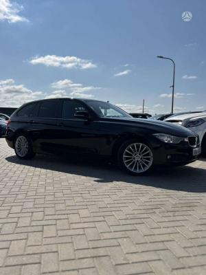 Black BMW 318 2013 in Kaunas, with an engine capacity of 2.00 L and mileage of 236 thousand km for 7000 €, photo 8 on AUTOMOTO.COM.LV