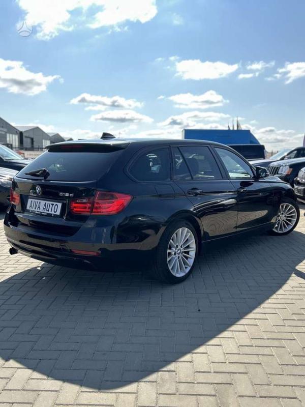 Black BMW 318 2013 in Kaunas, with an engine capacity of 2.00 L and mileage of 236 thousand km for 7000 €, photo 9 on AUTOMOTO.COM.LV