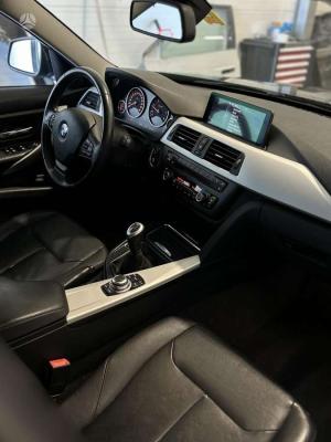 Black BMW 318 2013 in Kaunas, with an engine capacity of 2.00 L and mileage of 236 thousand km for 7000 €, photo 33 on AUTOMOTO.COM.LV