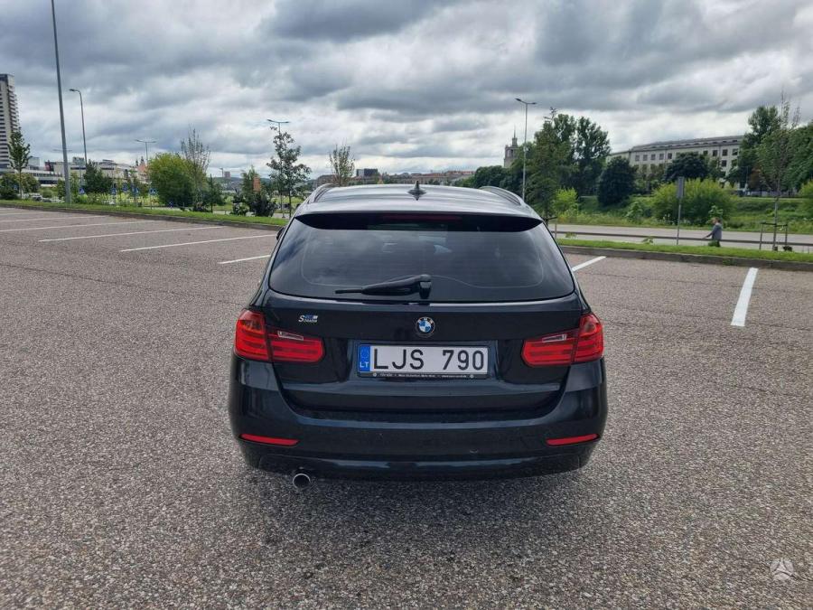 Melns BMW 318 2013 Viļņa, ar dzinēja tilpumu 2.00 L un nobraukumu 303 tūkst. km par 7100 €, foto 8 vietnē AUTOMOTO.COM.LV