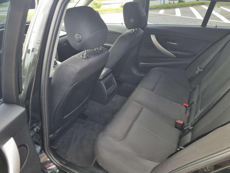 Melns BMW 318 2013 Viļņa, ar dzinēja tilpumu 2.00 L un nobraukumu 303 tūkst. km par 7100 €, foto 16 vietnē AUTOMOTO.COM.LV