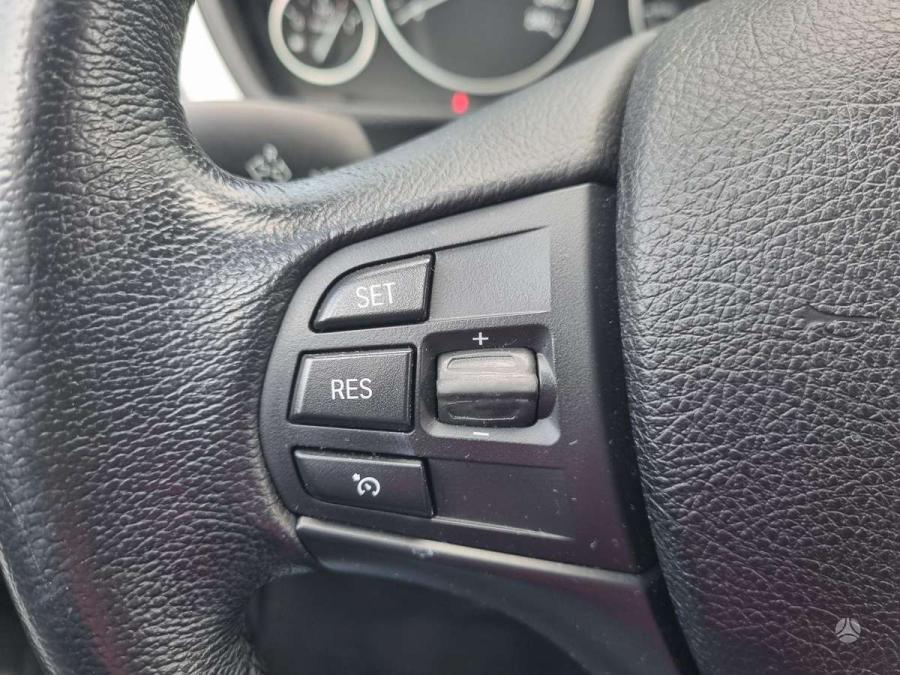Melns BMW 318 2013 Viļņa, ar dzinēja tilpumu 2.00 L un nobraukumu 303 tūkst. km par 7100 €, foto 25 vietnē AUTOMOTO.COM.LV