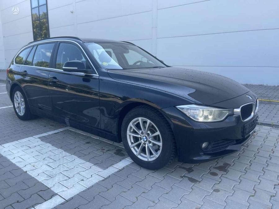 Black BMW 318 2013 in Kaunas, with an engine capacity of 2.00 L and mileage of 274 thousand km for 6250 €, photo 7 on AUTOMOTO.COM.LV