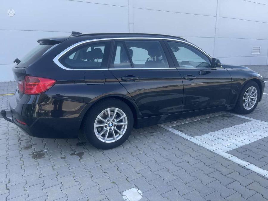 Black BMW 318 2013 in Kaunas, with an engine capacity of 2.00 L and mileage of 274 thousand km for 6250 €, photo 10 on AUTOMOTO.COM.LV