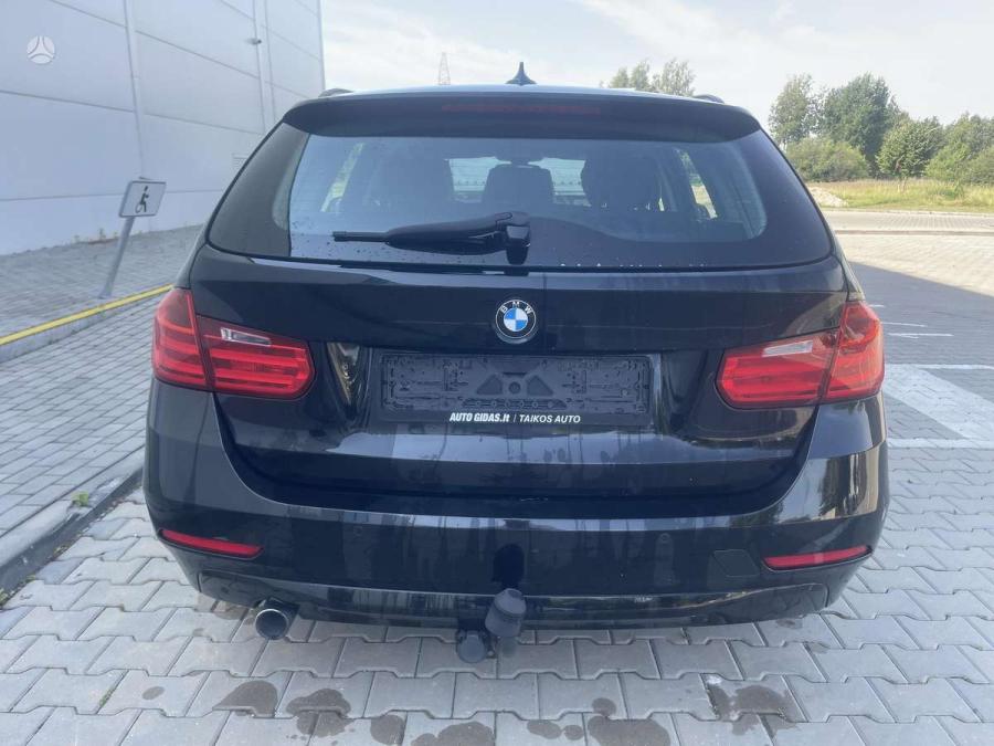 Black BMW 318 2013 in Kaunas, with an engine capacity of 2.00 L and mileage of 274 thousand km for 6250 €, photo 13 on AUTOMOTO.COM.LV