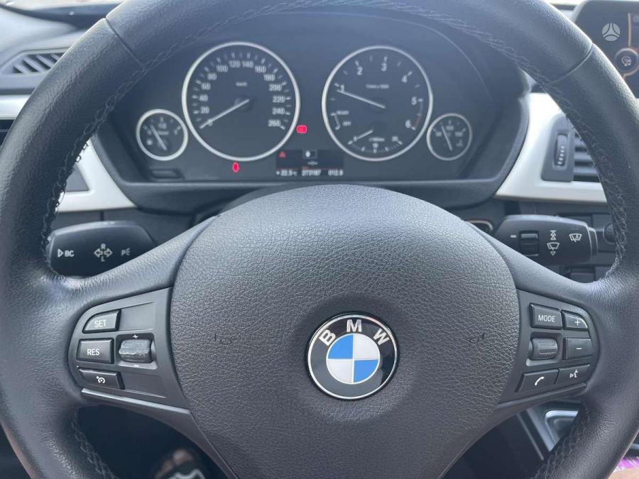 Black BMW 318 2013 in Kaunas, with an engine capacity of 2.00 L and mileage of 274 thousand km for 6250 €, photo 20 on AUTOMOTO.COM.LV