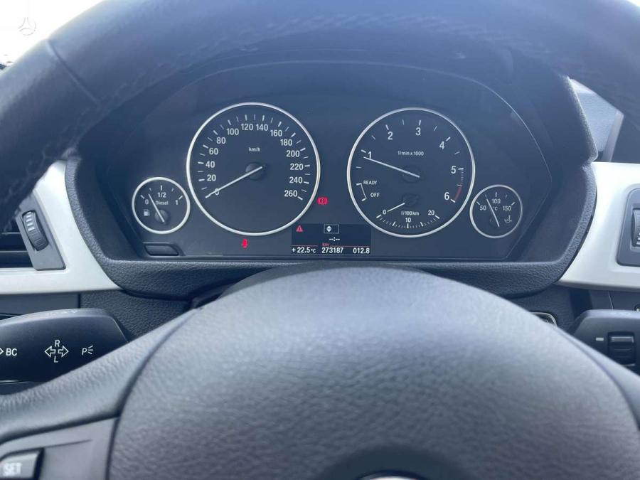 Black BMW 318 2013 in Kaunas, with an engine capacity of 2.00 L and mileage of 274 thousand km for 6250 €, photo 21 on AUTOMOTO.COM.LV