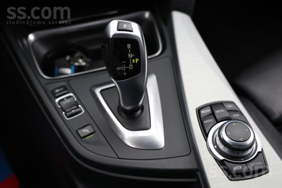 Black BMW 318 2013 in Tukums, with an engine capacity of 2.00 L and mileage of 304 thousand km for 7900 €, photo 14 on AUTOMOTO.COM.LV
