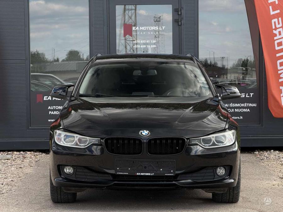 Black BMW 318 2013 in Vilnius, with an engine capacity of 2.00 L and mileage of 299 thousand km for 7100 €, photo 3 on AUTOMOTO.COM.LV