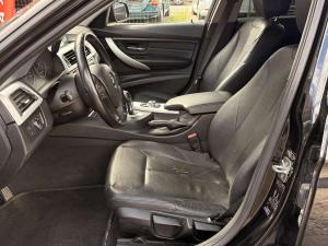 Black BMW 318 2013 in Vilnius, with an engine capacity of 2.00 L and mileage of 299 thousand km for 7100 €, photo 11 on AUTOMOTO.COM.LV