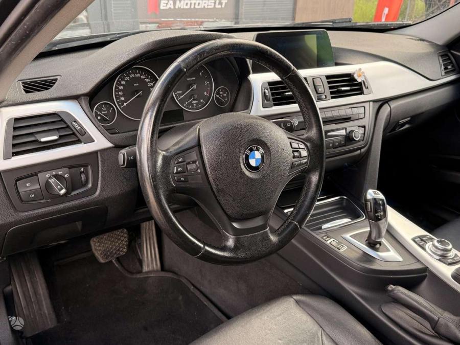 Black BMW 318 2013 in Vilnius, with an engine capacity of 2.00 L and mileage of 299 thousand km for 7100 €, photo 13 on AUTOMOTO.COM.LV