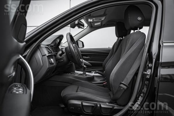Black BMW 318 2013 in Riga, with an engine capacity of 2.00 L and mileage of 255 thousand km for 8500 €, photo 10 on AUTOMOTO.COM.LV