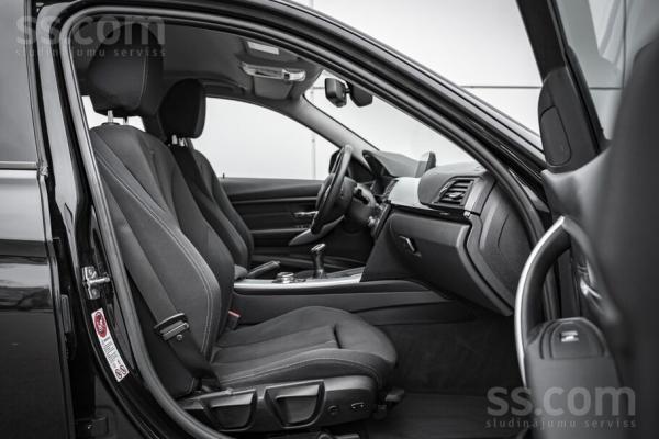 Black BMW 318 2013 in Riga, with an engine capacity of 2.00 L and mileage of 255 thousand km for 8500 €, photo 11 on AUTOMOTO.COM.LV