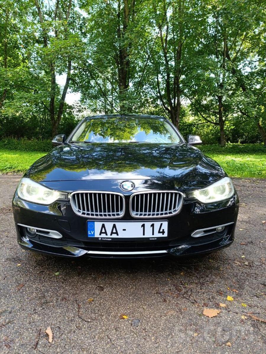 Black BMW 318 2013 in Riga, with an engine capacity of 2.00 L and mileage of 280 thousand km for 9497 €, photo 3 on AUTOMOTO.COM.LV
