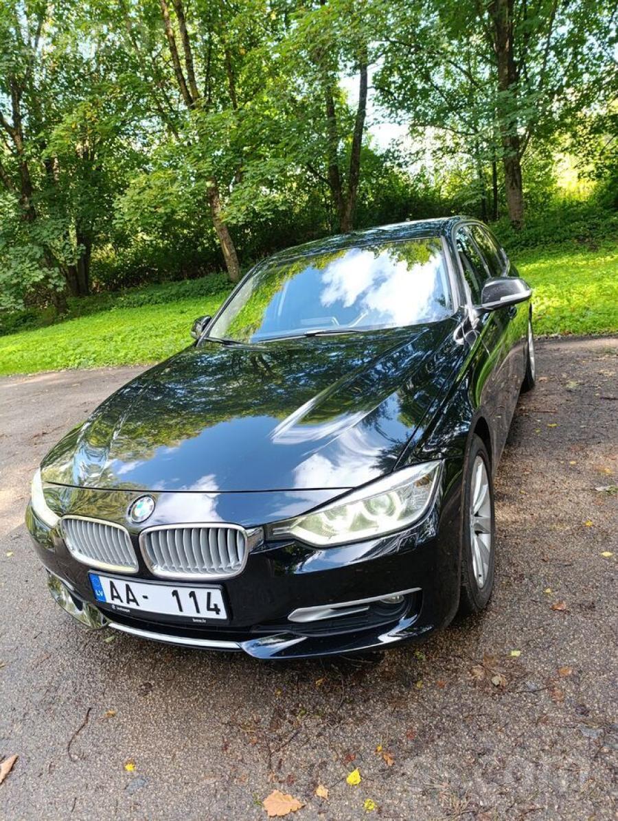 Black BMW 318 2013 in Riga, with an engine capacity of 2.00 L and mileage of 280 thousand km for 9497 €, photo 21 on AUTOMOTO.COM.LV