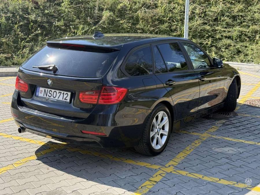 Black BMW 318 2013 in Vilnius, with an engine capacity of 2.00 L and mileage of 284 thousand km for 5000 €, photo 7 on AUTOMOTO.COM.LV