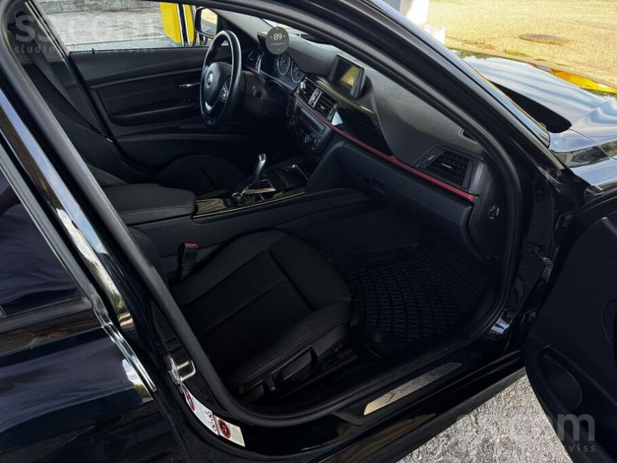 Black BMW 318 2013 in Liepaja, with an engine capacity of 2.00 L and mileage of 302 thousand km for 8490 €, photo 8 on AUTOMOTO.COM.LV