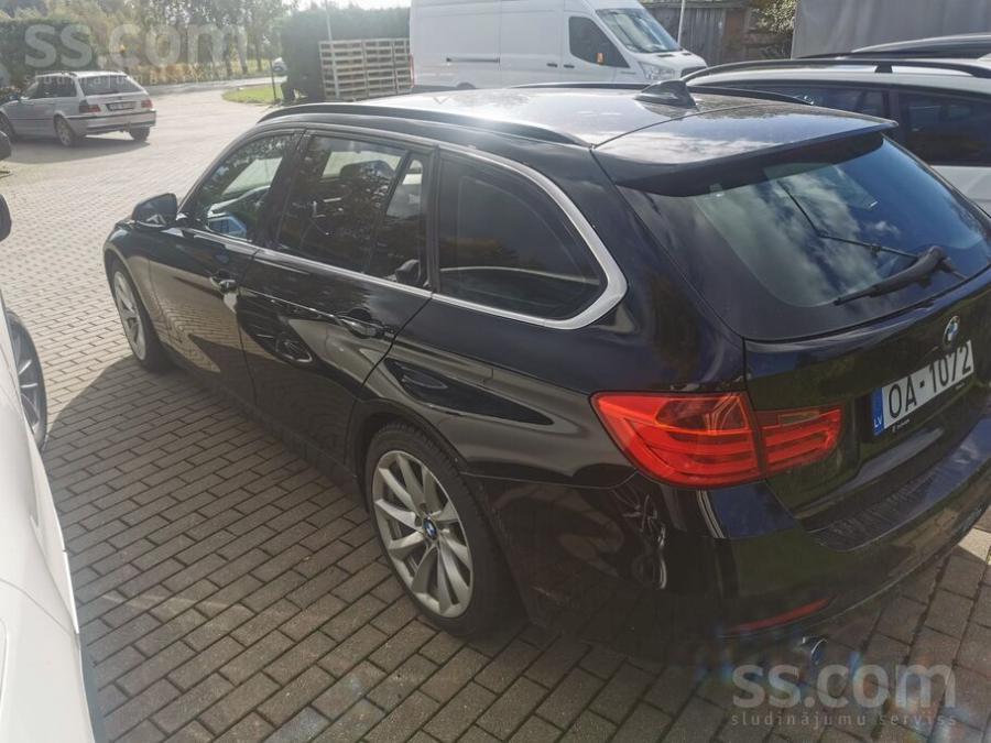 Black BMW 318 2013 in Riga, with an engine capacity of 2.00 L and mileage of 382 thousand km for 5600 €, photo 4 on AUTOMOTO.COM.LV