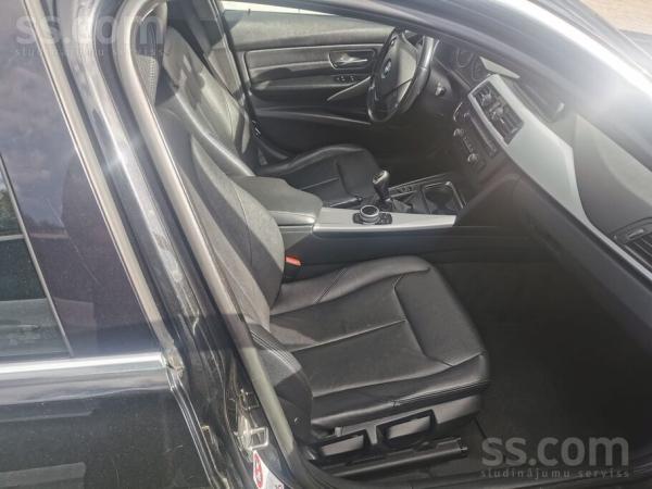 BMW 318 2013 Rīga vietnē Melns BMW 318 2013 Rīga, ar dzinēja tilpumu 2.00 L un nobraukumu 382 tūkst. km par 5600 €, foto 6 vietnē AUTOMOTO.COM.LV