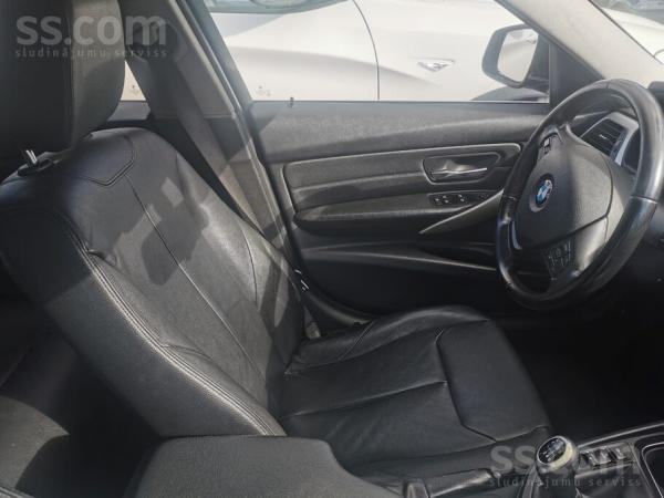 BMW 318 2013 Rīga vietnē Melns BMW 318 2013 Rīga, ar dzinēja tilpumu 2.00 L un nobraukumu 382 tūkst. km par 5600 €, foto 8 vietnē AUTOMOTO.COM.LV