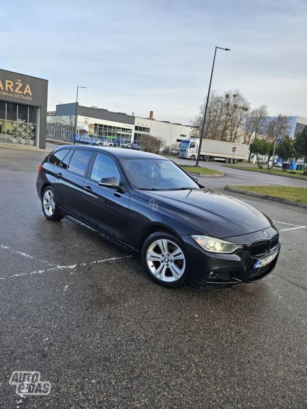 Melns BMW 318 2014 Alīta, ar dzinēja tilpumu 2.00 L un nobraukumu 380 tūkst. km par 6800 €, foto 4 vietnē AUTOMOTO.COM.LV
