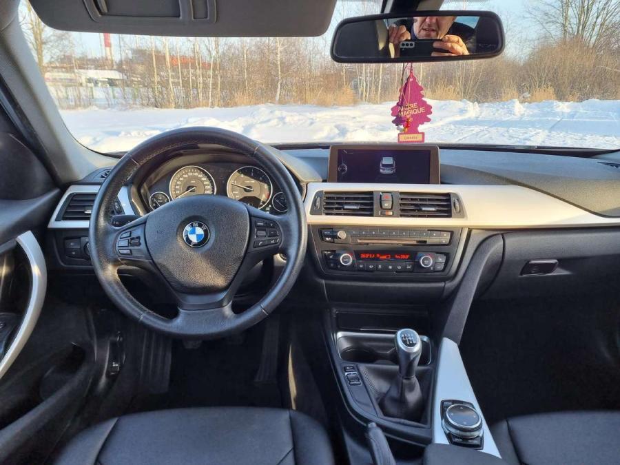 Melns BMW 318 2014 Šauļi, ar dzinēja tilpumu 2.00 L un nobraukumu 135 tūkst. km par 7200 €, foto 11 vietnē AUTOMOTO.COM.LV