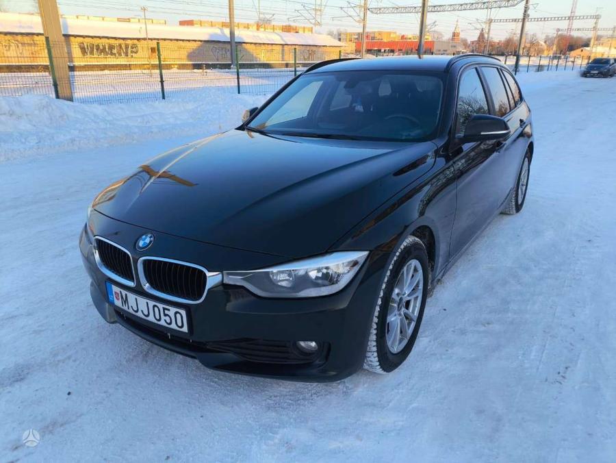 Black BMW 318 2014 in Siauliai, with an engine capacity of 2.00 L and mileage of 310 thousand km for 5890 €, photo 1 on AUTOMOTO.COM.LV