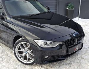 Melns BMW 318 2014 Utena, ar dzinēja tilpumu 2.00 L un nobraukumu 292 tūkst. km par 6950 €, foto 2 vietnē AUTOMOTO.COM.LV