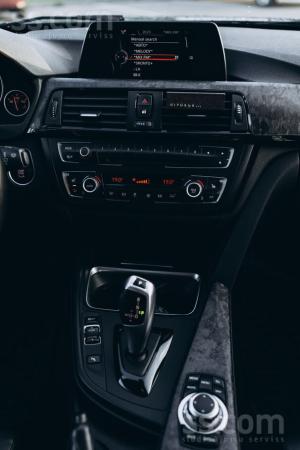 Black BMW 318 2014 in Riga, with an engine capacity of 2.00 L and mileage of 371 thousand km for 10000 €, photo 17 on AUTOMOTO.COM.LV