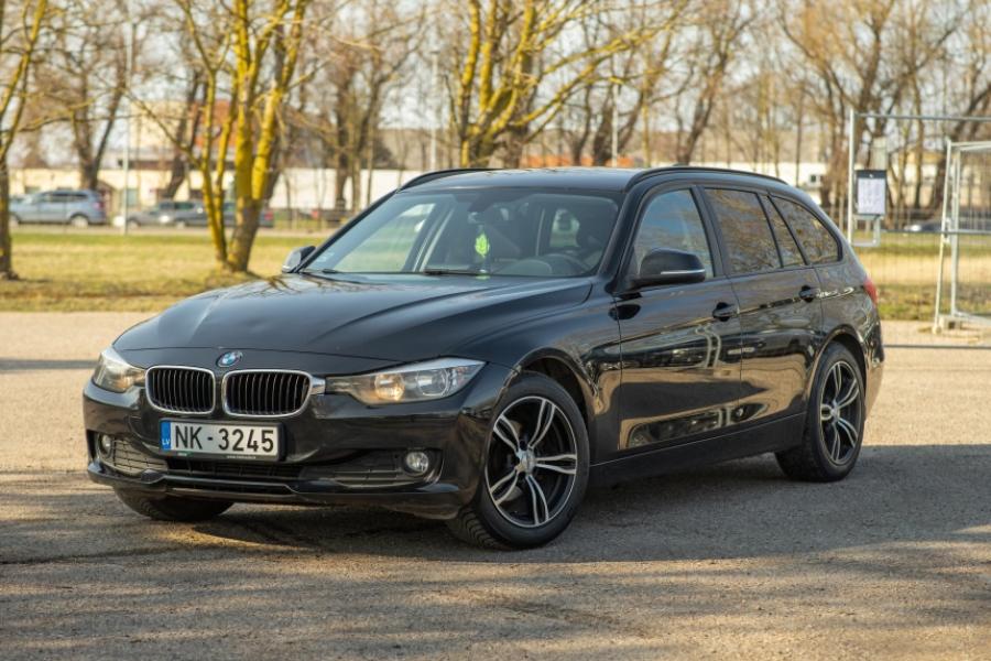Melns BMW 318 2014 Rīga, ar dzinēja tilpumu 2.00 L un nobraukumu 324 tūkst. km par 7500 €, foto 1 vietnē AUTOMOTO.COM.LV