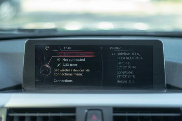 Melns BMW 318 2014 Rīga, ar dzinēja tilpumu 2.00 L un nobraukumu 324 tūkst. km par 7500 €, foto 7 vietnē AUTOMOTO.COM.LV
