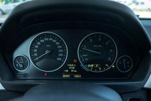 Melns BMW 318 2014 Rīga, ar dzinēja tilpumu 2.00 L un nobraukumu 324 tūkst. km par 7500 €, foto 31 vietnē AUTOMOTO.COM.LV