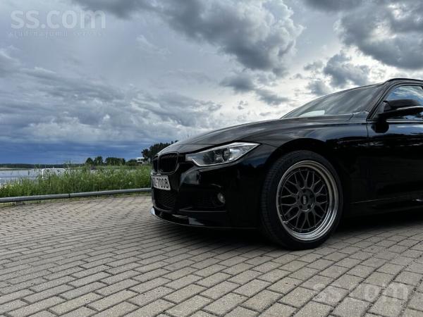 Black BMW 318 2014 in Riga, with an engine capacity of 2.00 L and mileage of 350 thousand km for 9800 €, photo 6 on AUTOMOTO.COM.LV