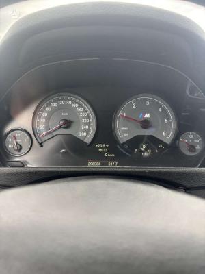 Melns BMW 318 2014 Viļņa, ar dzinēja tilpumu 2.00 L un nobraukumu 298 tūkst. km par 7500 €, foto 8 vietnē AUTOMOTO.COM.LV