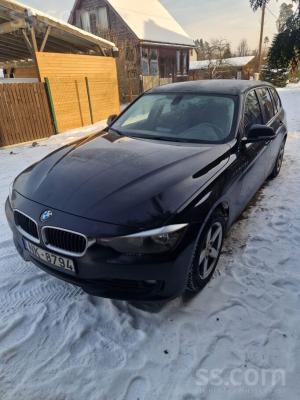 Melns BMW 318 2014 Rīga, ar dzinēja tilpumu 2.00 L un nobraukumu 305 tūkst. km par 7000 €, foto 3 vietnē AUTOMOTO.COM.LV
