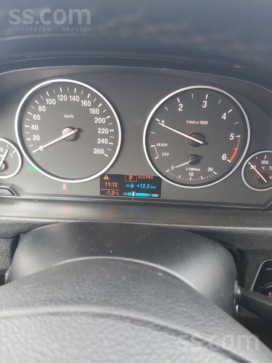 Melns BMW 318 2014 Rīga, ar dzinēja tilpumu 2.00 L un nobraukumu 305 tūkst. km par 7000 €, foto 9 vietnē AUTOMOTO.COM.LV