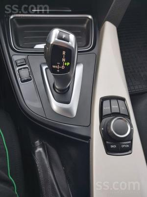 Melns BMW 318 2014 Rīga, ar dzinēja tilpumu 2.00 L un nobraukumu 305 tūkst. km par 7000 €, foto 14 vietnē AUTOMOTO.COM.LV