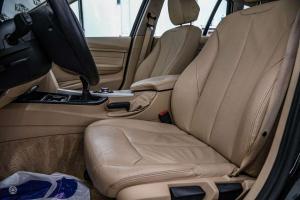 Black BMW 318 2014 in Kaunas, with an engine capacity of 2.00 L and mileage of 286 thousand km for 7490 €, photo 7 on AUTOMOTO.COM.LV