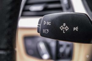 Black BMW 318 2014 in Kaunas, with an engine capacity of 2.00 L and mileage of 286 thousand km for 7490 €, photo 16 on AUTOMOTO.COM.LV