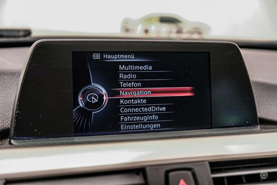 Black BMW 318 2014 in Kaunas, with an engine capacity of 2.00 L and mileage of 286 thousand km for 7490 €, photo 20 on AUTOMOTO.COM.LV