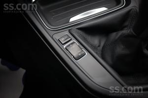 Melns BMW 318 2014 Tukums, ar dzinēja tilpumu 2.00 L un nobraukumu 274 tūkst. km par 7600 €, foto 23 vietnē AUTOMOTO.COM.LV
